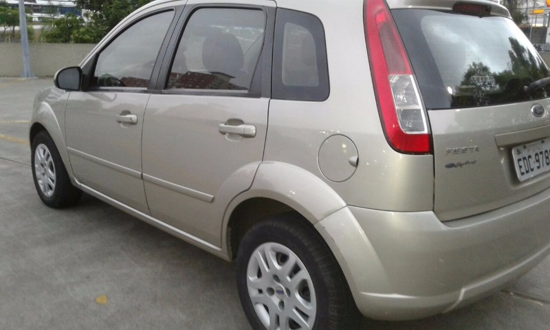 Leilão Online - FORD FIESTA, ANO/MOD 08/08, COMB FLEX, COR PRATA