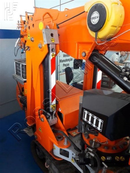 Leilão Online - Mini guindaste Jekko; Tipo aranha modelo: SPD360CDH;