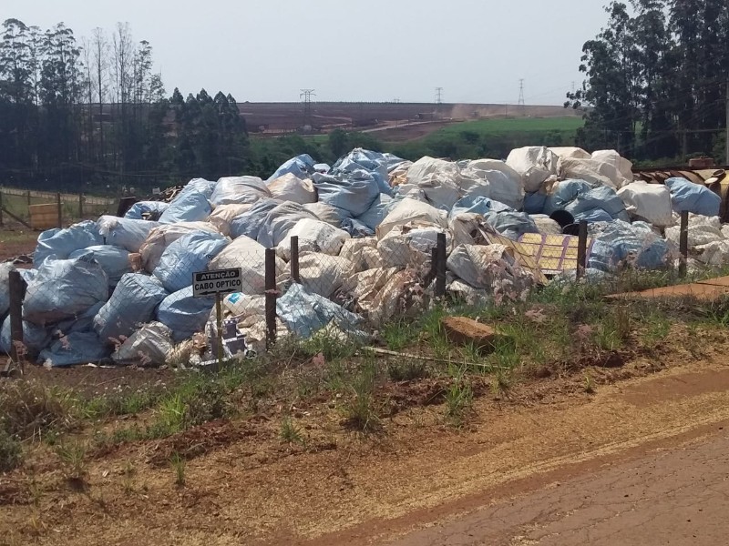 Leilão Online - 15 toneladas SUCATA VENDA POR KILO - BAG/RAFIA/PLASTI