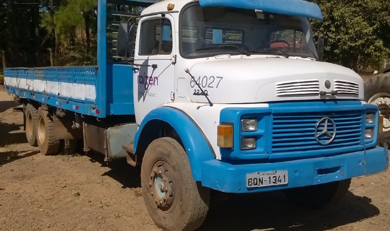 Leilão Online - CAMINHÃO M.BENZ L2220 6X4 CARROCERIA DE AÇO, ANO 1