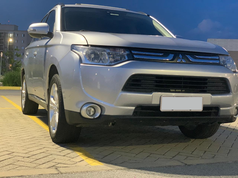 Leilão Online - I/ MMC; OUTLANDER 2.0; 2014/2015; PRATA; GASOLINA - F