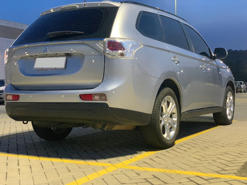 Leilão Online - I/ MMC; OUTLANDER 2.0; 2014/2015; PRATA; GASOLINA - F