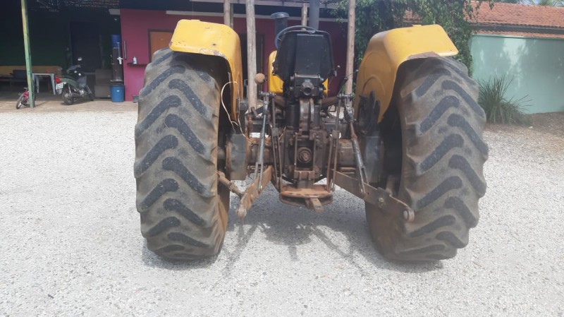 Leilão Online - TRATOR VALMET 80 I.D.; ANO 1972 - FUNCIONANDO