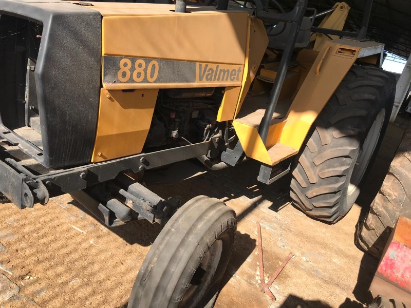 Leilão Online - Trator Valmet 880 - 1998