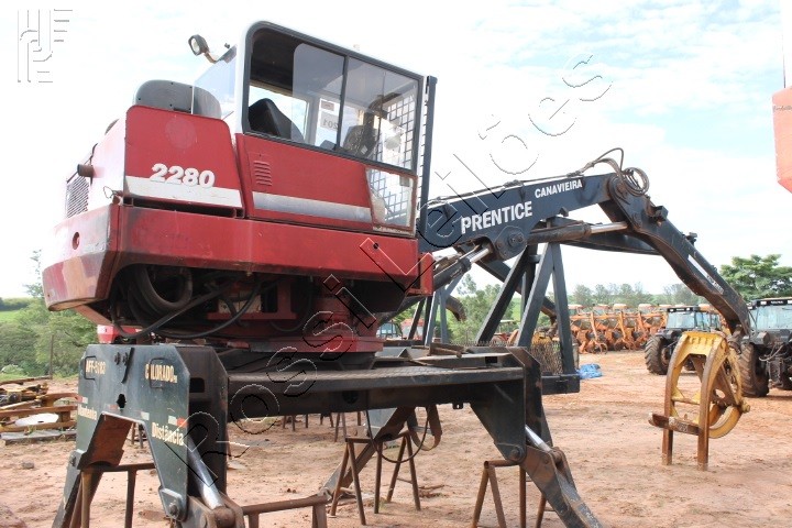 Leilão Online - LOTE COM: Prentice T 2280 Blount - Ano 2006 E PEÇ