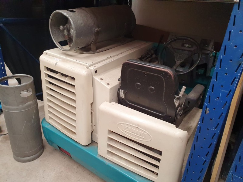 Leilão Online - VARREDEIRA; MARCA TENNANT; MODELO 385