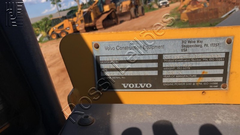 Leilão Online - [ VÍDEO ] MINI CARREGADEIRA VOLVO. MOD. MC 60C. ANO