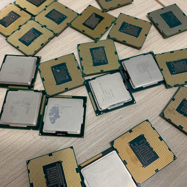 Leilão Online - Processadores 1155 - Pentium e Celeron (20 unid.)