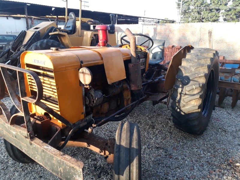 Leilão Online - TRATOR VALMET 360; SEM ANO DE IDENTIFICAÇÃO; SEM BA