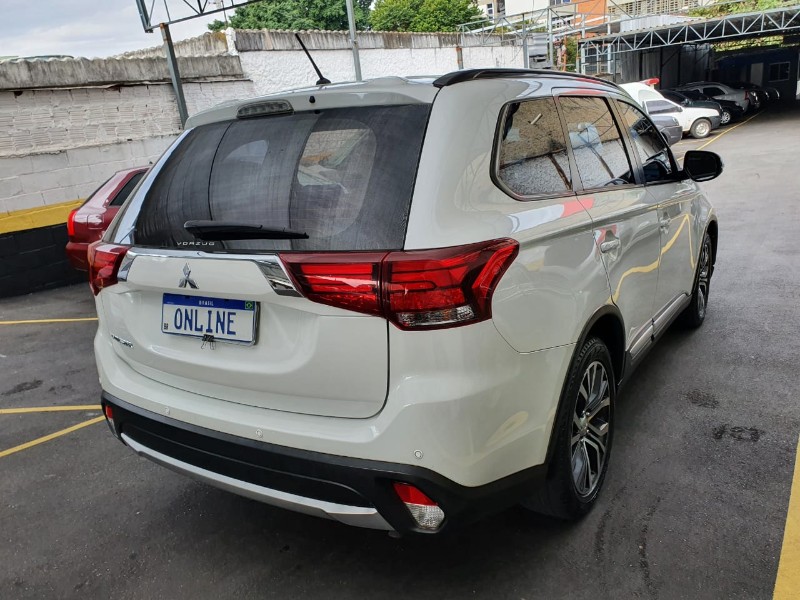 Leilão Online - veja o vídeo!! I/MMC OUTLANDER 2.0; 2015/2016; BRANC