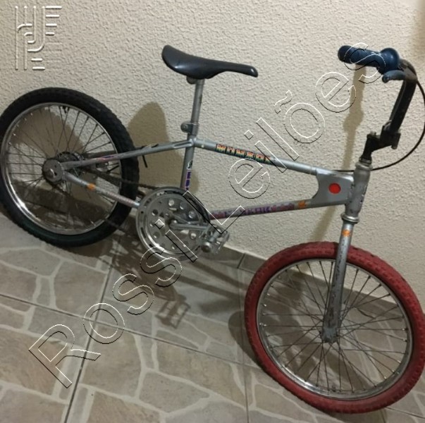 Leilão Online - Bicicleta Monark BMX Pantera. Freio Tambor. Aro 20. R