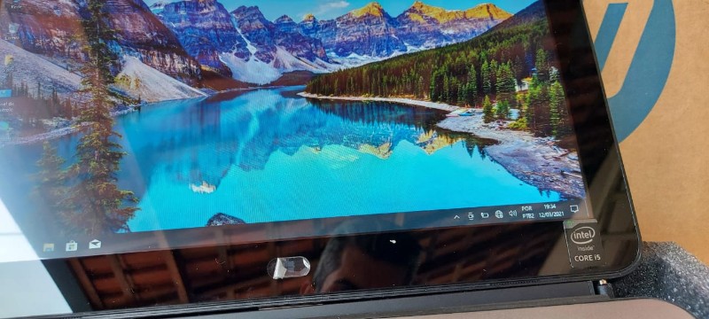 Leilão Online - Notebook hp xpro i5 4gb ssd 128 gb touch-screen fun