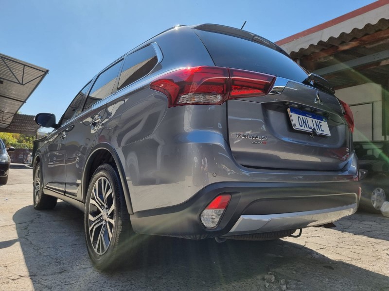 Leilão Online - veja o vídeo!! I/MMC OUTLANDER 3.0 GT; 2015/2016; CI