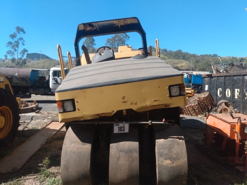Leilão Online - ROLO COMPACTADOR DE PNEUS, ANO 2008, CAT PS360C - L
