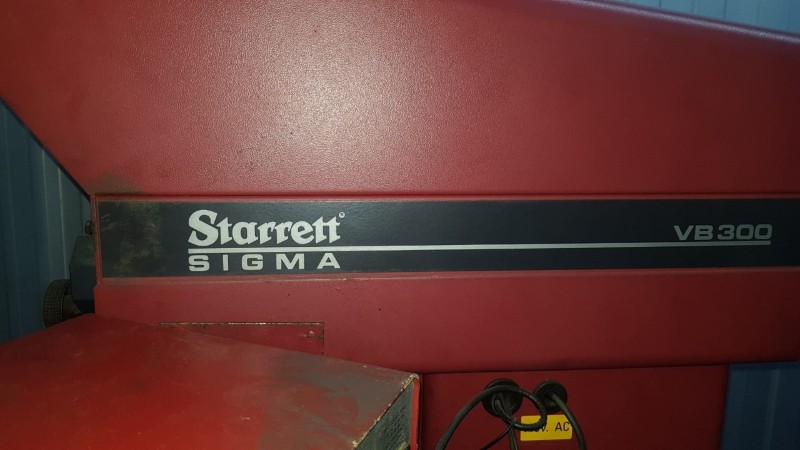 Leilão Online | PROJETOR DE PERFIL VERTICAL STARRET VB300