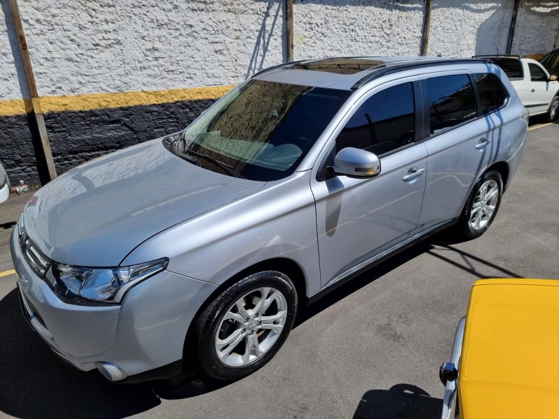 Leilão Online - veja o vídeo!! I/MMC OUTLANDER 2.0; 2013/2014; PRATA