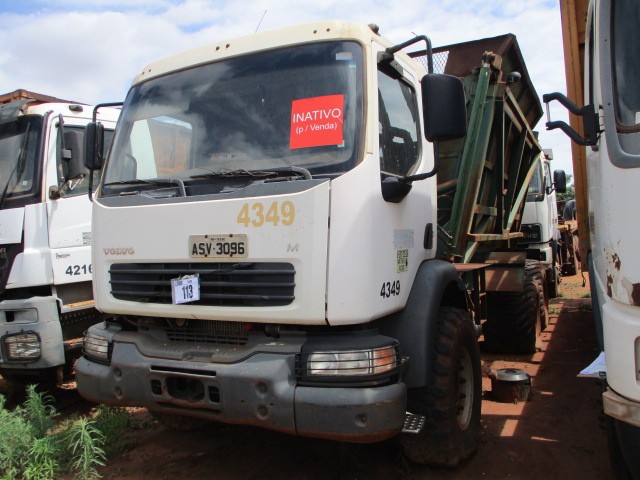 Leilão Online - VOLVO VM 260 6x4 R, FR. 4349, ASV3096, 2010/2010, LO