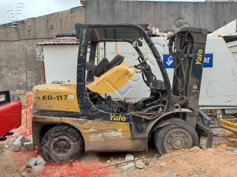 Leilão Online - Empilhadeira diesel , yale GP090VX , ano 2015 , cód