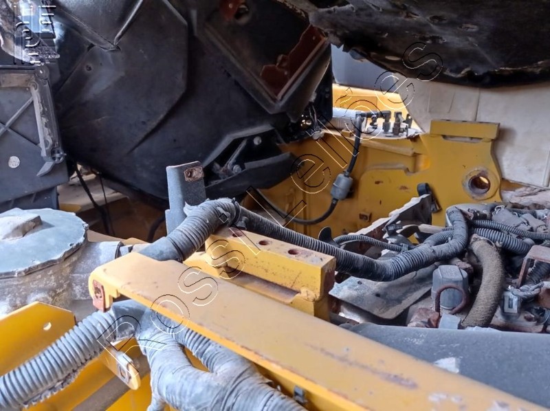 Leilão Online - Empilhadeira diesel ,yale ,GP090VX, ano 2015, códig