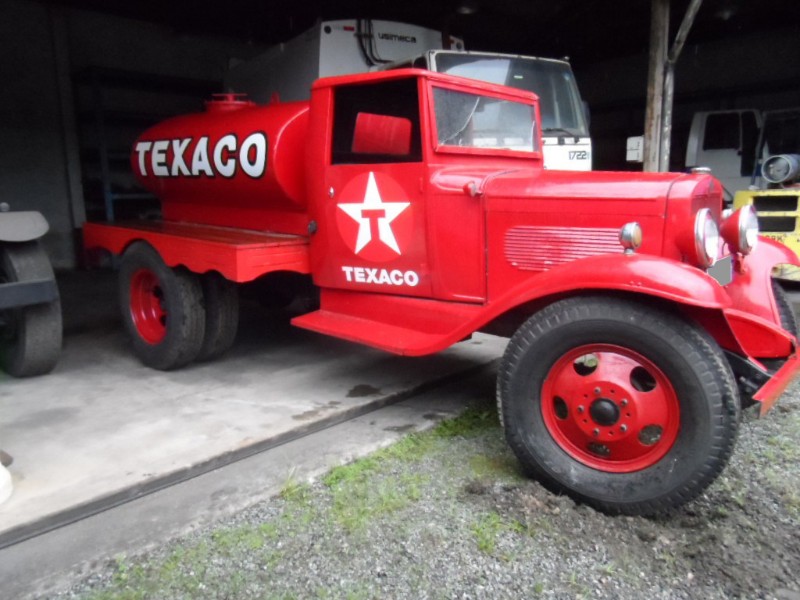 Leilão Online - IMP CHEVROLET; 1929/1929; VERMELHA; GASOLINA - FUNCIO