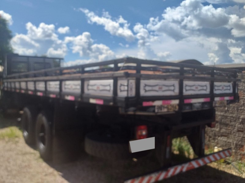 Leilão Online - CARROCERIA PARA TRUCK GUARDA BAIXA; MEDIDAS 7.70M X 2