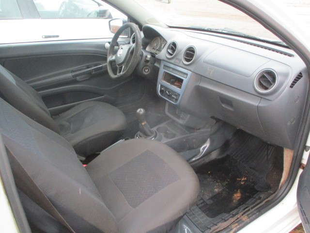 Leilão Online - VW SAVEIRO RB MBVS ROBUS, ANO 2017/2018, PATR. 9441