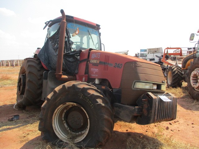 Leilão Online - TRATOR CASE MX 240 MAGNUM 4X4, ANO 2010, FR100051, L