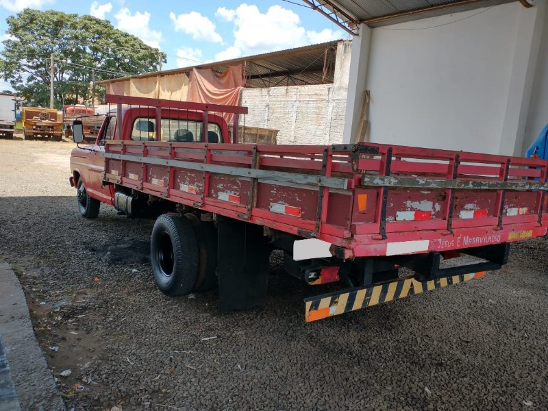 Leilão Online - FORD/F2000; 1980/1981; VERMELHA; DIESEL; MOTOR MWM 22