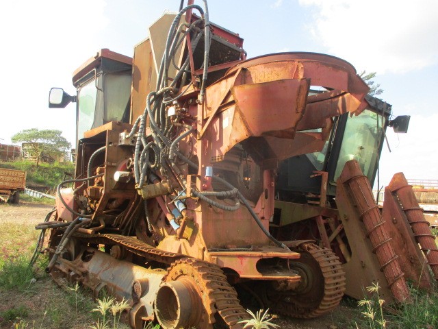 Leilão Online - COLHEDORA CASE 7700 , ANO 2007, FR117520, LOC. SERRA