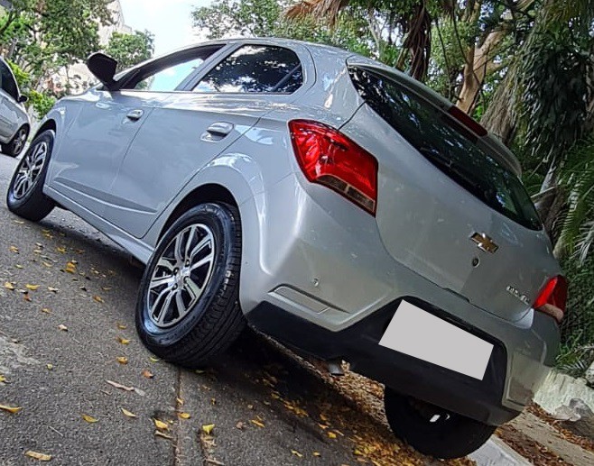 Leilão Online - CHEVROLET/ONIX 1.4AT LTZ; 2017/2017; PRATA; ALCO./GAS