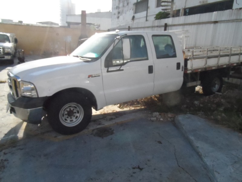 Leilão Online - CAMINHÃO FORD/F350 TR TROPICAMPO; 2016/2016; BRANCA;