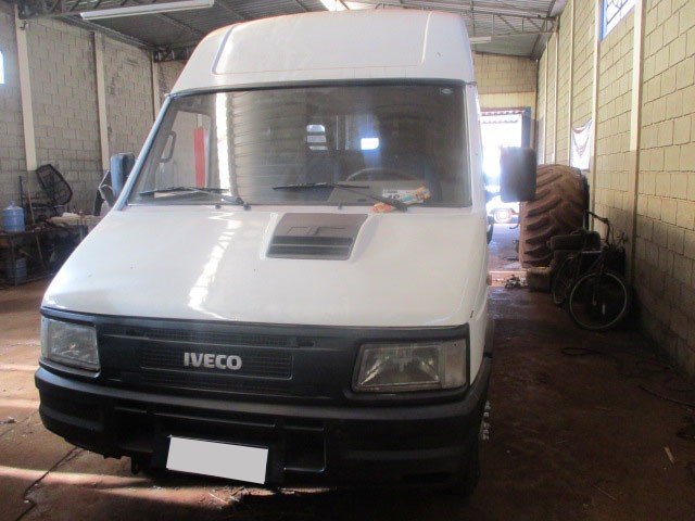 Leilão Online - CAMINHÃO IVECO FIAT/ DAILY 3510 VAN 1; 2002/ 2003; B