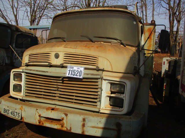 Leilão Online - CAMINHÃO M.BENZ L2220, CARROC. TANQUE, ANO 1979, FR