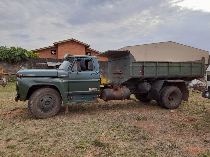 Leilão Online - CAMINHÃO FORD/F600; 1975/1975; VERDE; DIESEL; BASCUL