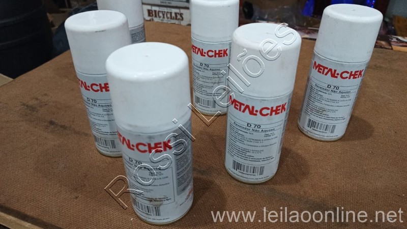 Leilão Online - LOTE CONTENDO 06 UNIDADES DE SPRAY REVELADOR D-70 ME