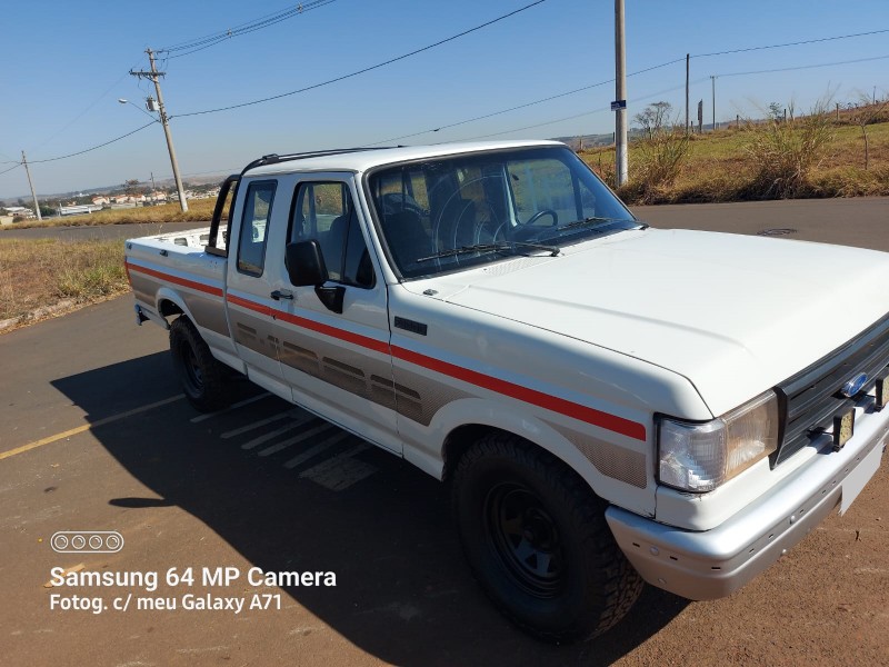 Leilão Online - CAMINHONETE IMP/FORD F1000 4.9I SCS; 1995/1995; BRANC
