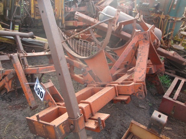 Leilão Online - CULTIVADOR DMB, ANO 2012, FR14003041, LOC.SANTA ELIS