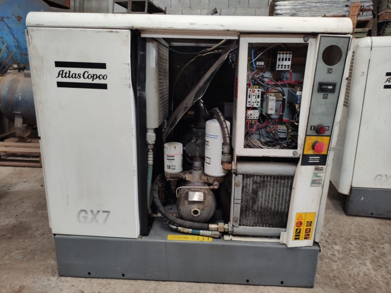 Leilão Online - COMPRESSOR ATLAS COPCO GX7 ANO 2002