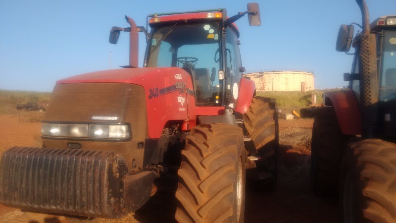 Leilão Online | TRATOR CASE MX 270 MAGNUM 4X4, ANO 2010, SÉRIE/CHAS