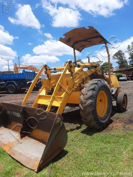 Leilão Online - [ VÍDEO ] TRATOR VALMET MOTOR MWM 4C