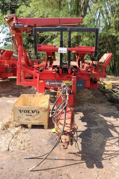 Leilão Online - CARRETA RECOLH. FARDO ANDERSON TSR-3450 2015 PATRM.