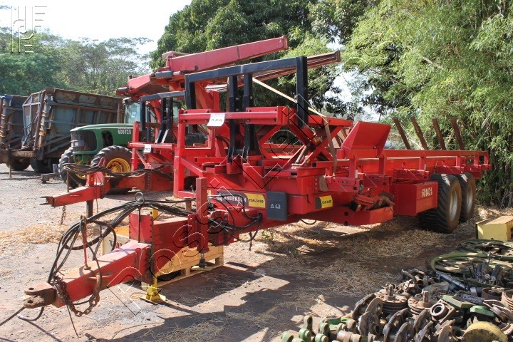 Leilão Online - CARRETA RECOLH. FARDO ANDERSON TSR-3450 2015 PATRM.