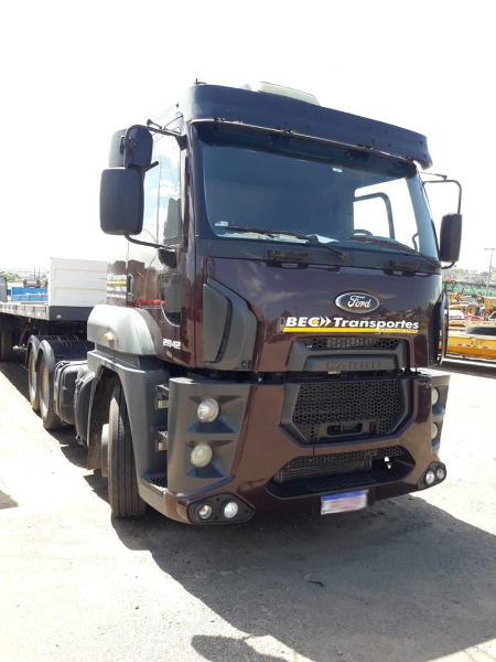 Leilão Online - CAMINHÃO FORD CARGO 2842, ANO 2014/2015 - LOC. VIANA