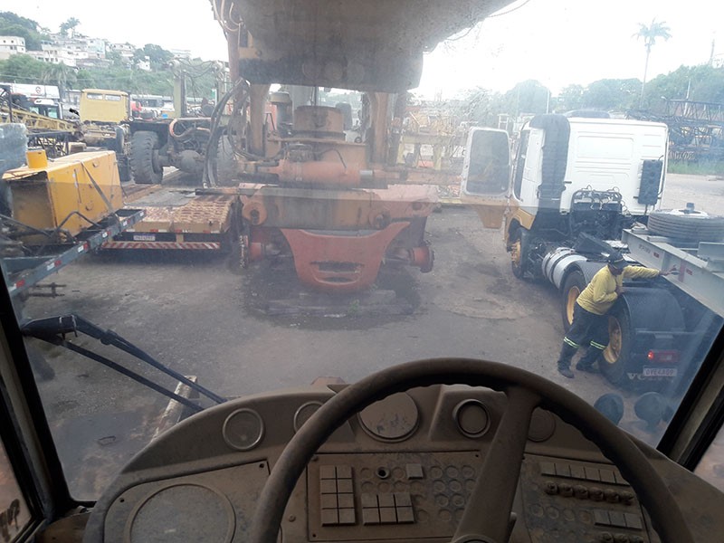 Leilão Online | REACH STACKER BELOTTI 40 TONS - LOC. VIANA/ES