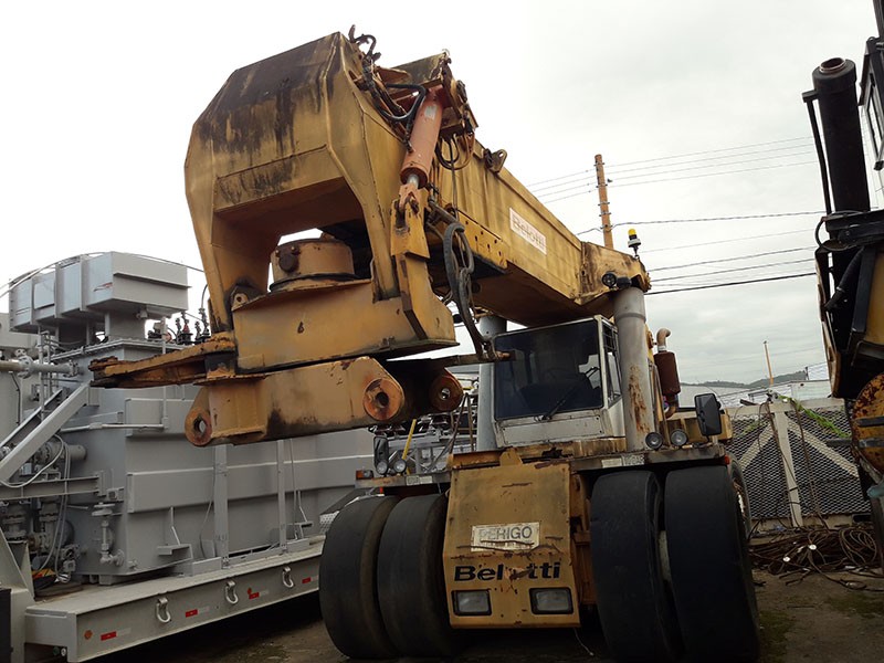 Leilão Online - REACH STACKER BELOTTI 40 TONS - LOC. VIANA/ES