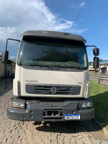 Leilão Online - Caminhão Volvo vm 330 6x4R 2012/2012 - Com Roll-on G