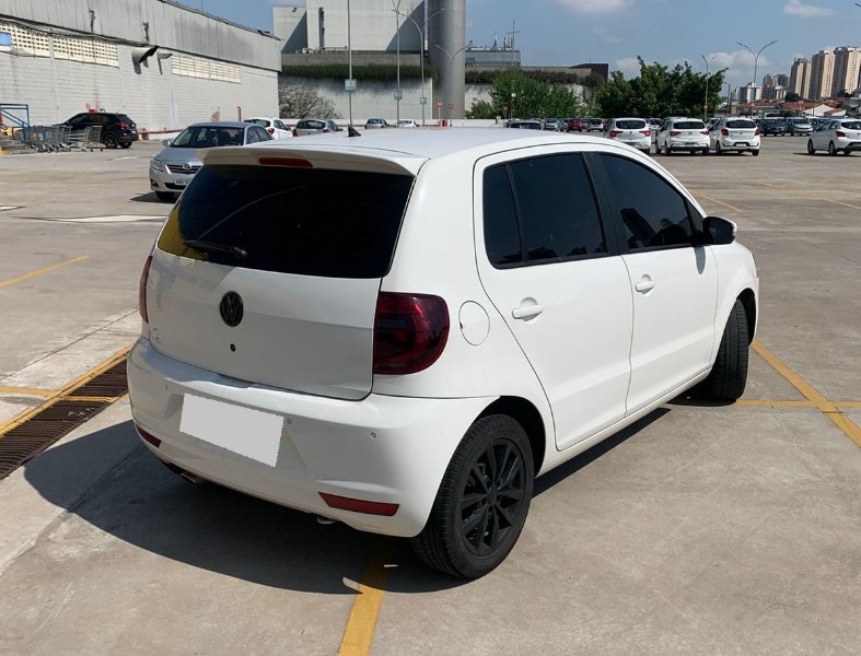 Leilão Online - VW/FOX 1.6 HIGHLINE GII; 2013/2014; BRANCA; ALCO./GAS