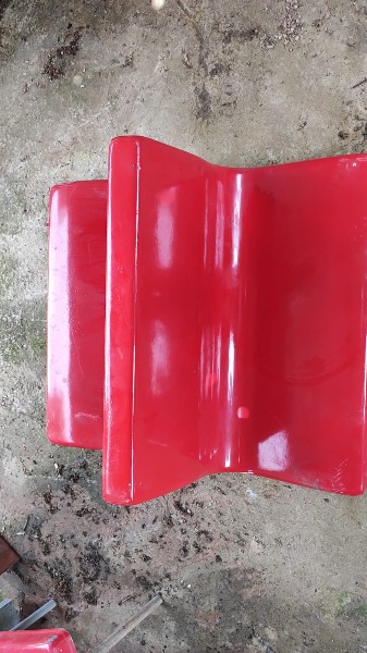 Leilão Online - Banco em fibra 2 lados - 20 peças