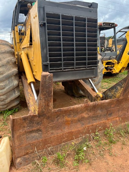 Leilão Online - Skider caterpillar modelo 528 B com guincho - ano ap