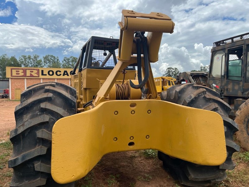 Leilão Online - Skider caterpillar modelo 528 B com guincho - ano ap